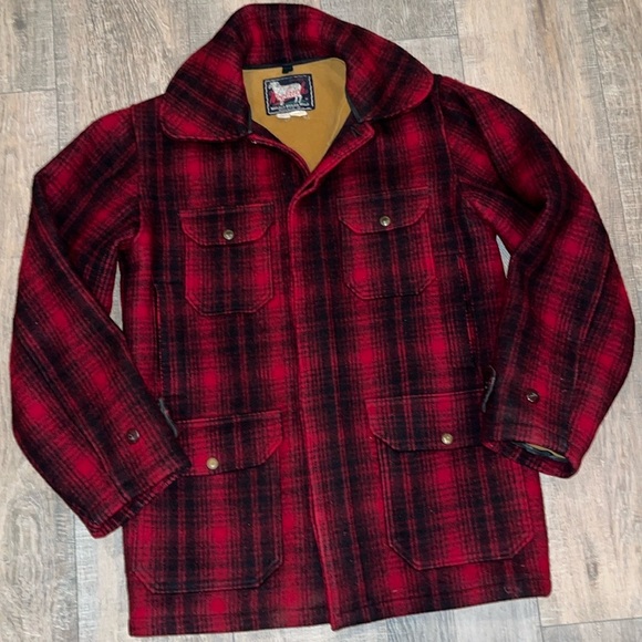 Woolrich | Jackets & Coats | Vintage Woolrich Buffalo Red Plaid Winter Hunting Field Jacket Coat ...